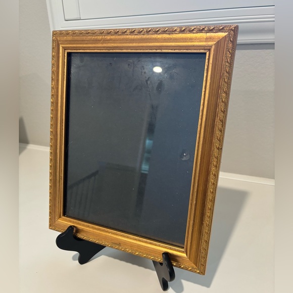 Accents | Gold Vintage Frame With Stand | Poshmark